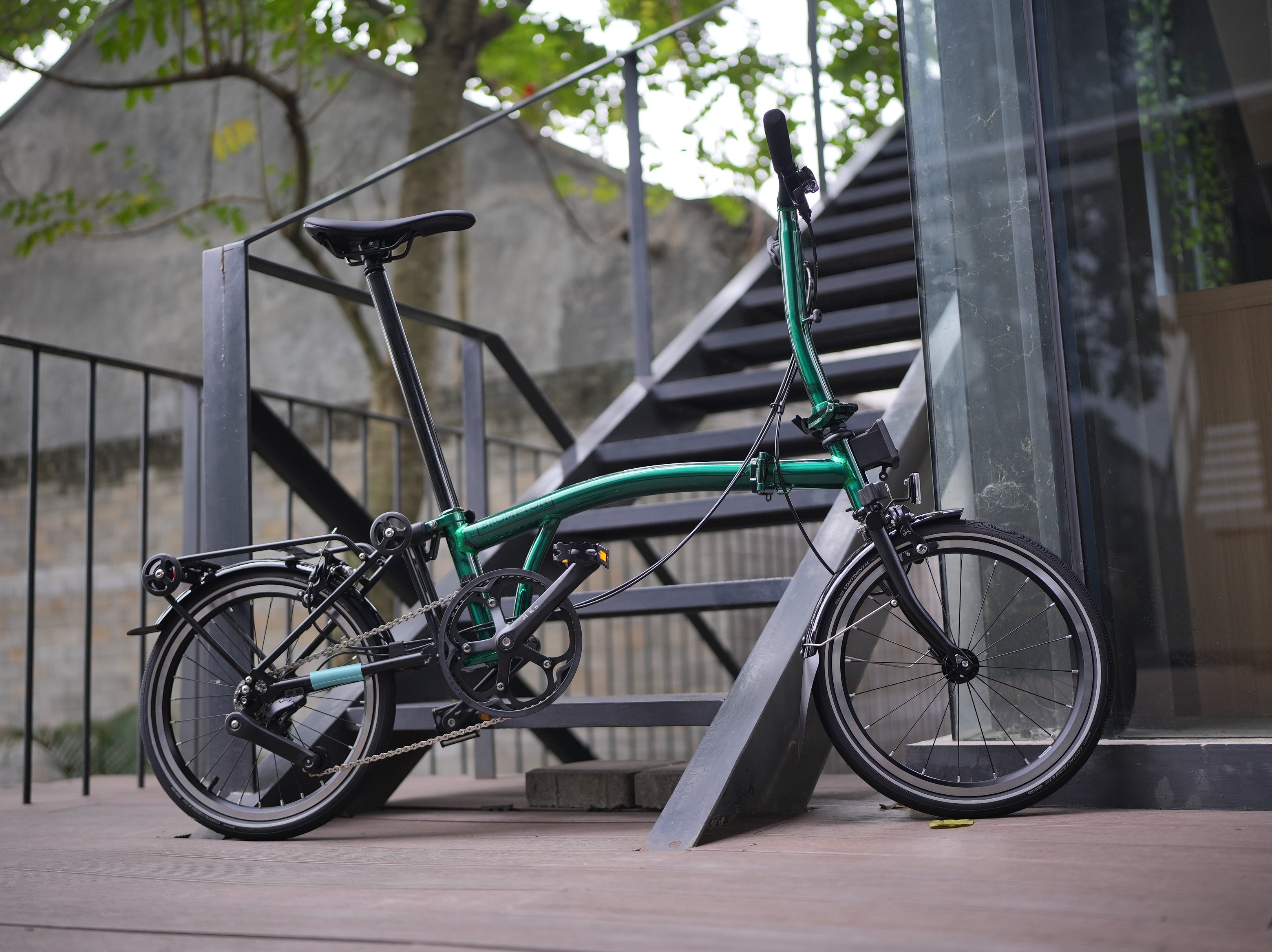Brompton P Line Urban | Low Rise | With Rear Rack - Emerald Green ...