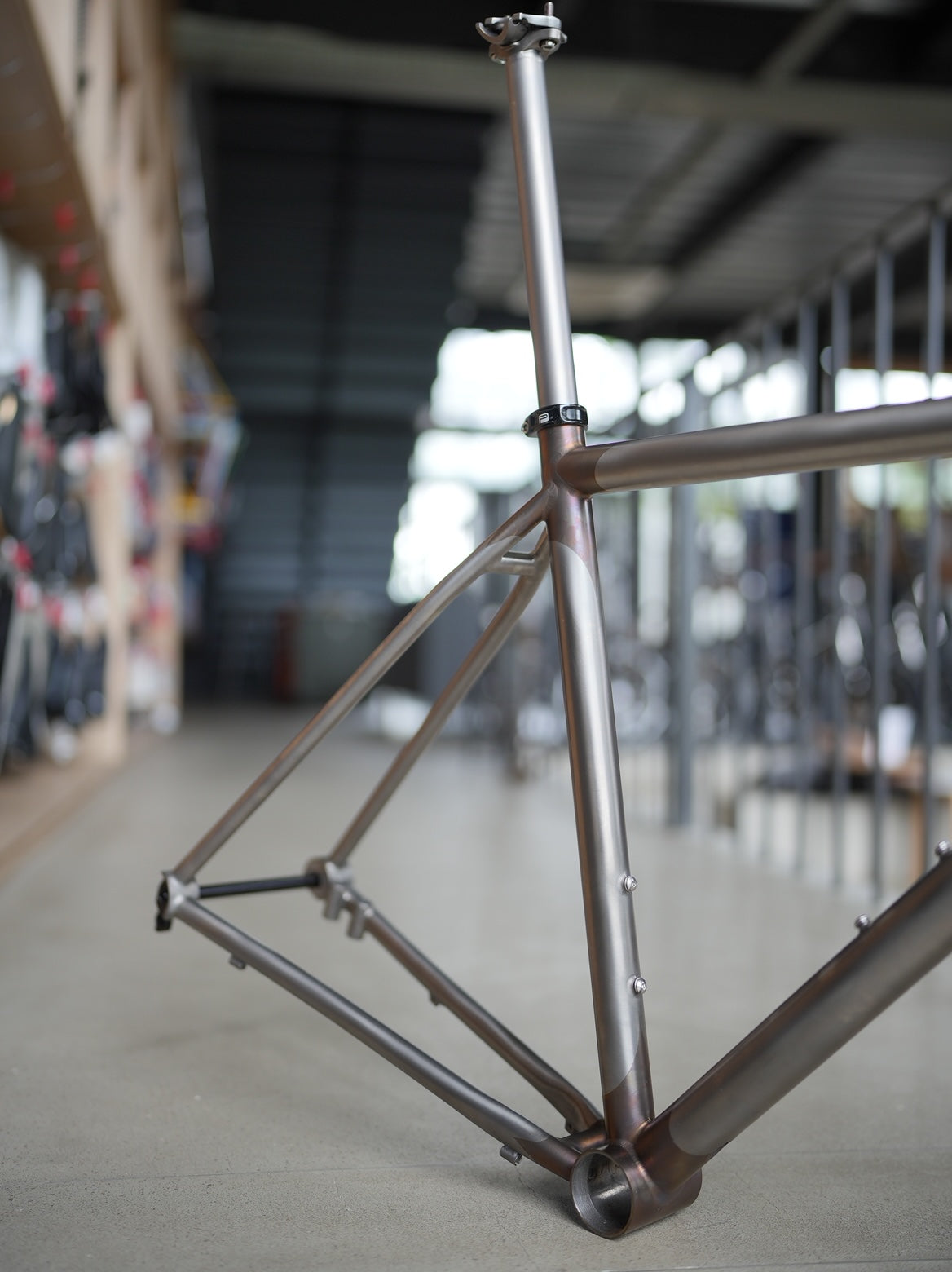Merlin Sandstone Gravel Titanium Frame - Anodised – SpinWarriors